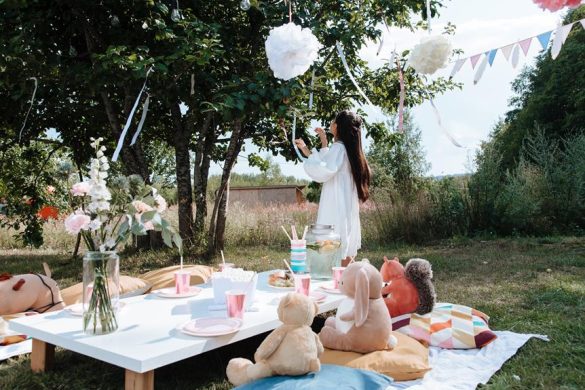 How to Throw a Kids Party That They'll Love in 15 Steps