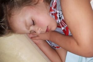 Toddler Fighting Bedtime Simple Changes For Dramatic Improvements